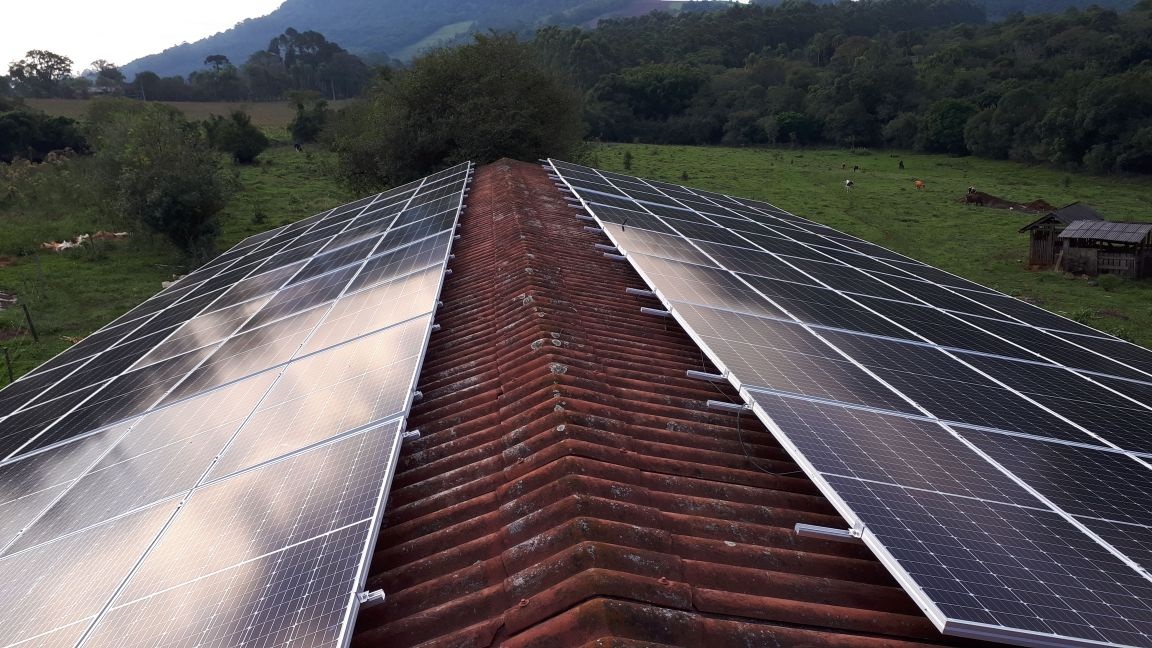 A sustentável economia do telhado solar – Eleone Prestes